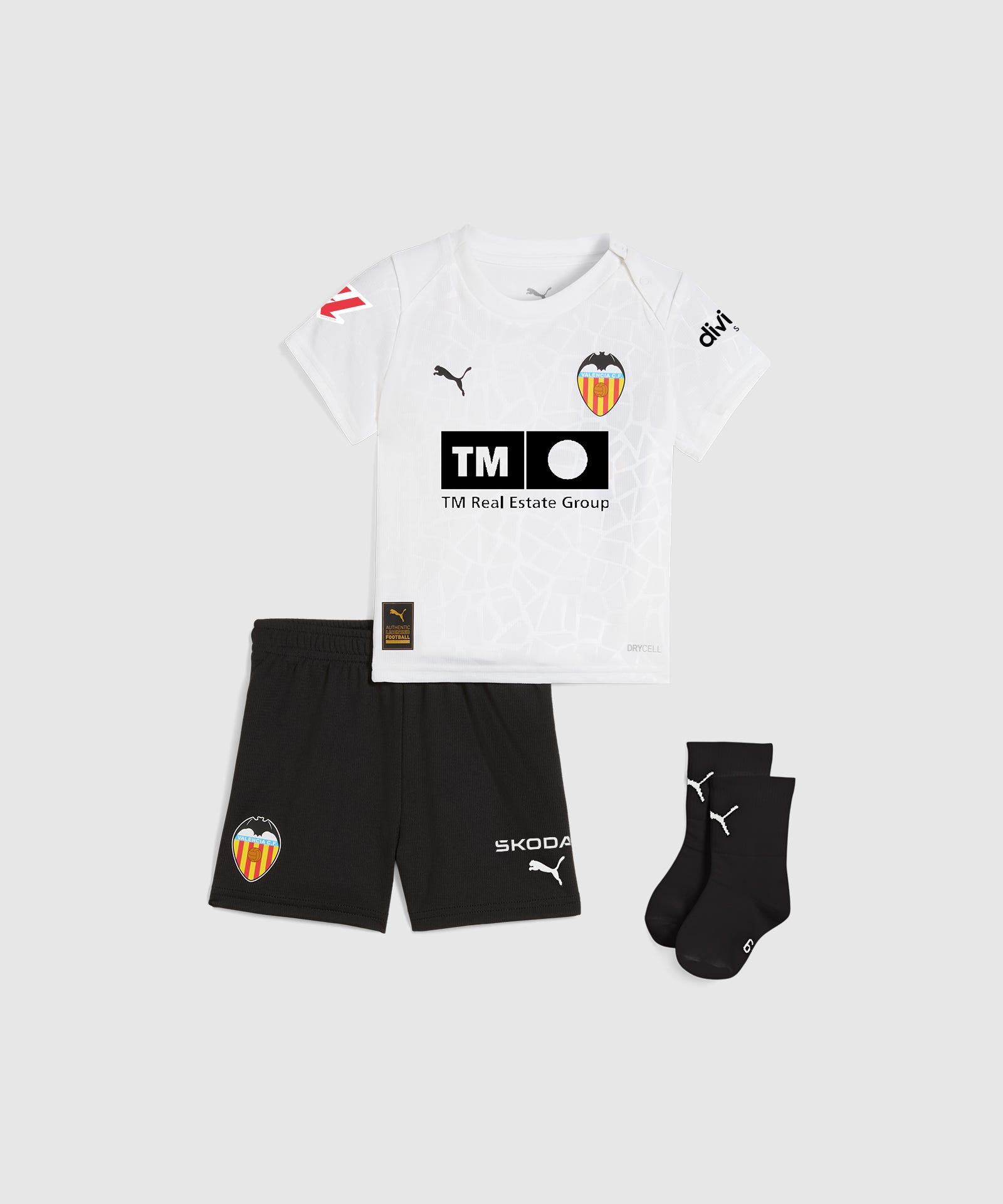 OFFICIAL KIT - Valencia Football Club - Valencia Club de Fútbol